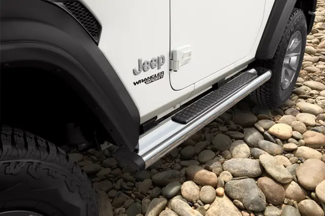 Running Boards & Side Steps for 2024 Jeep Wrangler | Mopar eStore