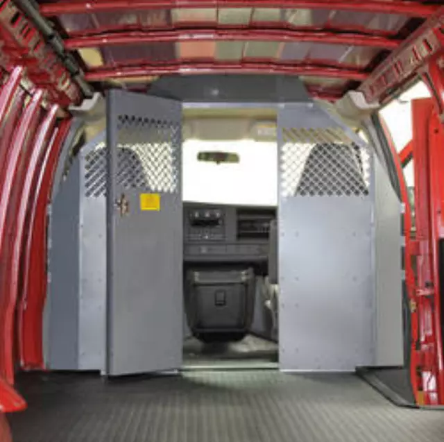 12498711 - Bulkhead Divider Package - Solid Panel 2003-2021 GM | GM ...