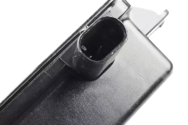 2018-2024 Buick Rear Closure Hands Free Lamp 13540013 GM ...